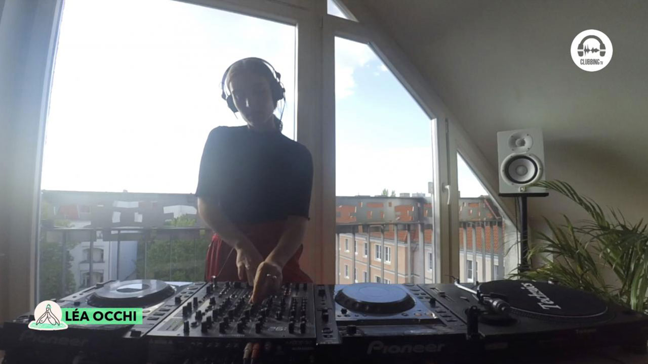 Home Session with Léa Occhi - Provocative Women for Music - Léa Occhi ...