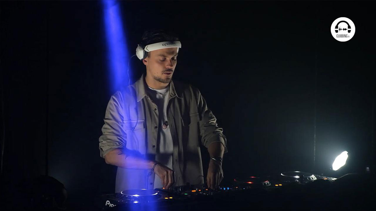 Live DJ Set with Julian Jordan - Julian Jordan on Clubbing TV