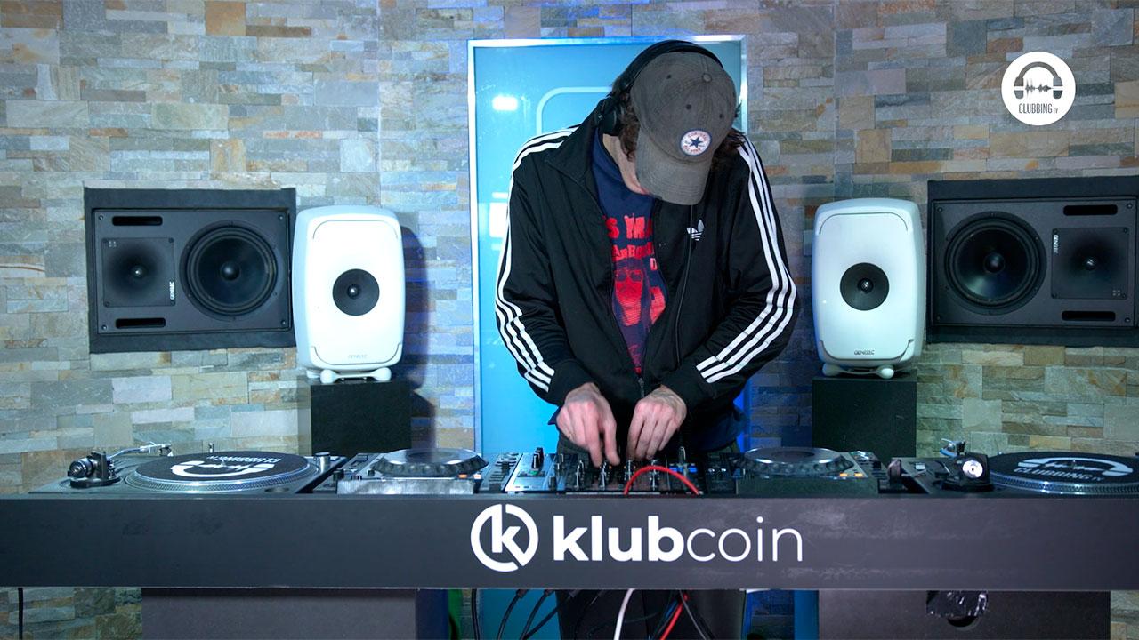 Live DJ Set with Rocker - on Clubbing TV