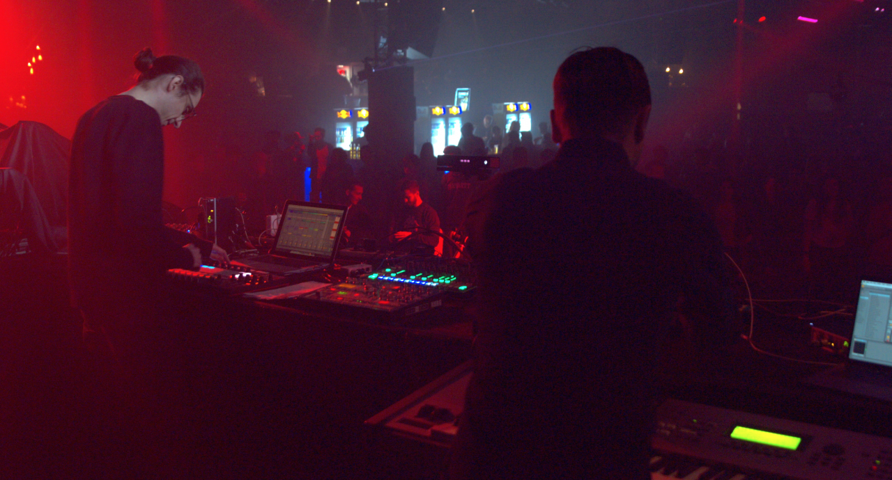 Clubbing Experience with AMORF @ The Moon - Caprices Festival - AMORF ...