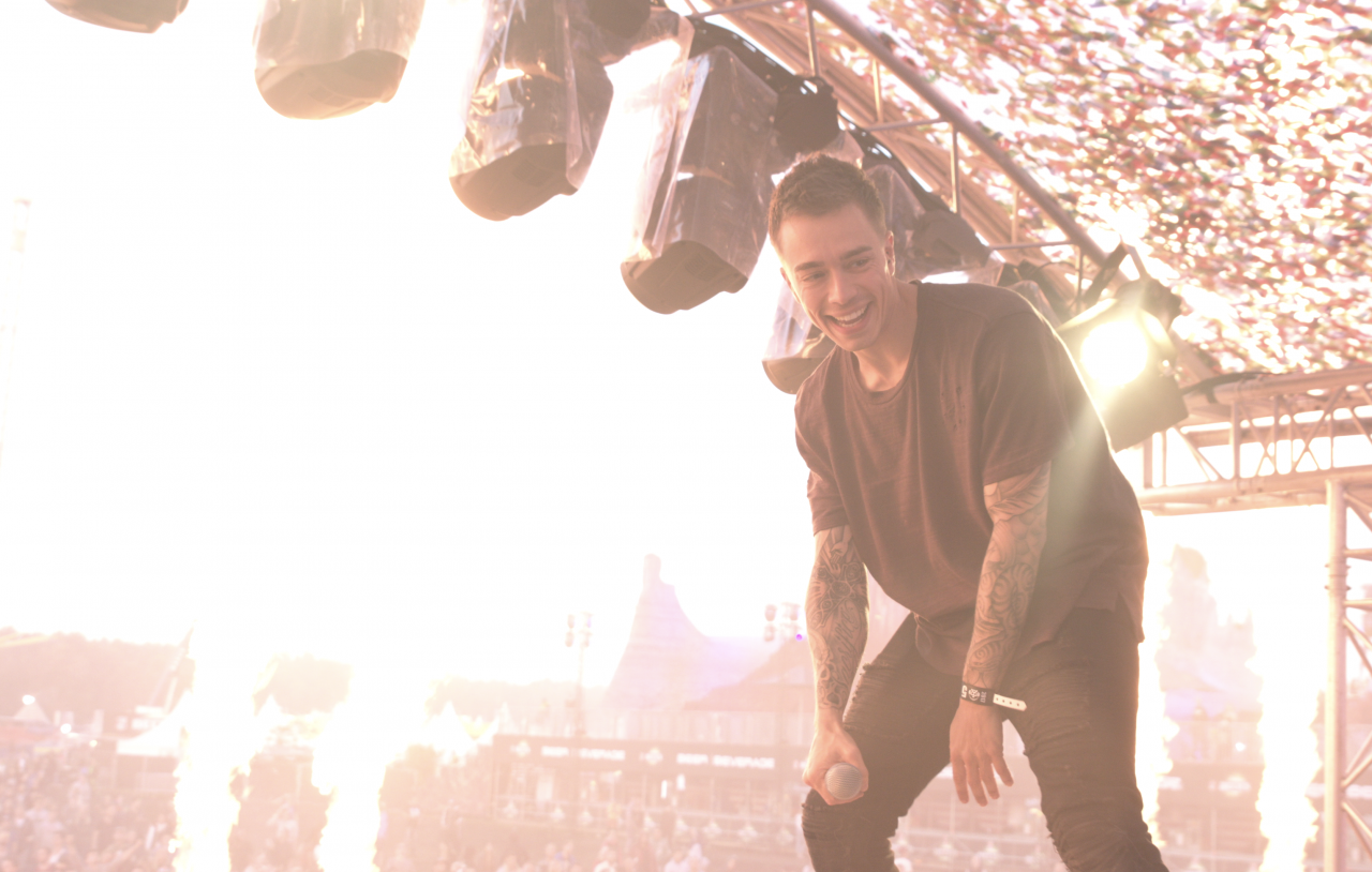 Clubbing Experience with Headhunterz @ Main Stage - AirBeat One ...